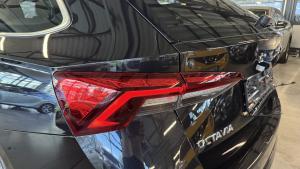 Melns Skoda Octavia 2023 Rīga, ar dzinēja tilpumu 2.00 L un nobraukumu 129 tūkst. km par 13900 €, foto 10 vietnē AUTOMOTO.COM.LV