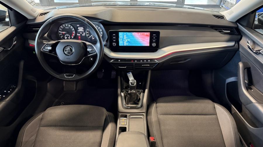 Melns Skoda Octavia 2023 Rīga, ar dzinēja tilpumu 2.00 L un nobraukumu 129 tūkst. km par 13900 €, foto 17 vietnē AUTOMOTO.COM.LV
