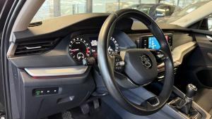 Melns Skoda Octavia 2023 Rīga, ar dzinēja tilpumu 2.00 L un nobraukumu 129 tūkst. km par 13900 €, foto 18 vietnē AUTOMOTO.COM.LV