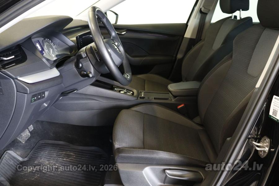 Black Skoda Octavia 2024 in Tallinn, with an engine capacity of 1.00 L and mileage of 71 thousand km for 19990 €, photo 12 on AUTOMOTO.COM.LV