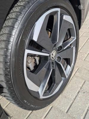 Melns Skoda Octavia 2024 Kauņa, ar dzinēja tilpumu 1.98 L un nobraukumu 87 tūkst. km par 24950 €, foto 19 vietnē AUTOMOTO.COM.LV