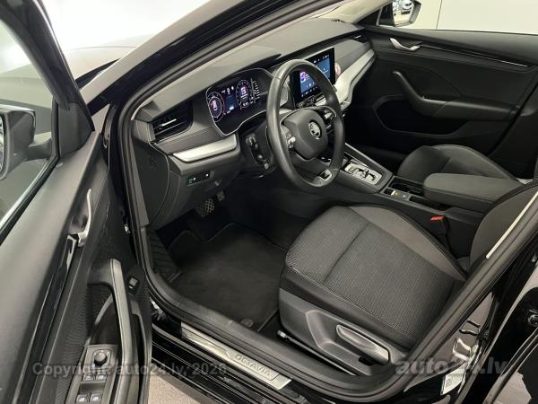 Black Skoda Octavia 2024 in Tallinn, with an engine capacity of 2.00 L and mileage of 30 thousand km for 26900 €, photo 6 on AUTOMOTO.COM.LV