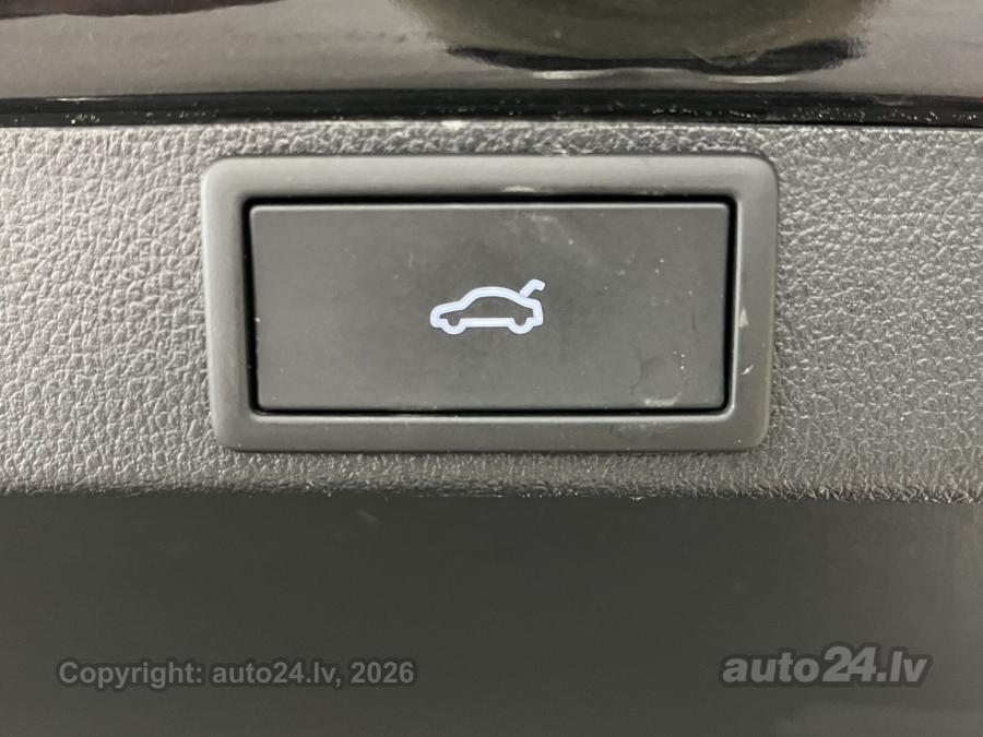 Черный Шкода Октавия 2024 в Таллин, объемом двигателя 2.00 л и пробегом 30 тыс. км за 26900 €, фото 25 на AUTOMOTO.COM.LV