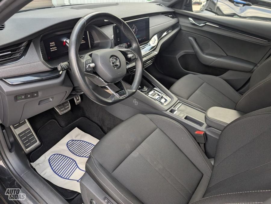 Black Skoda Octavia 2024 in Ramuciai, with an engine capacity of 2.00 L and mileage of 87 thousand km for 24950 €, photo 19 on AUTOMOTO.COM.LV