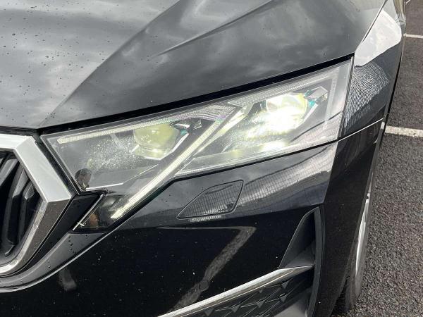 Skoda Octavia 2024 Viļņa vietnē Melns Skoda Octavia 2024 Viļņa, ar dzinēja tilpumu 1.97 L un nobraukumu 208 tūkst. km par 16990 €, foto 5 vietnē AUTOMOTO.COM.LV