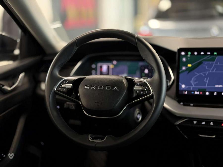 Melns Skoda Octavia 2025 Klaipėda, ar dzinēja tilpumu 1.97 L un nobraukumu 26 tūkst. km par 22950 €, foto 4 vietnē AUTOMOTO.COM.LV
