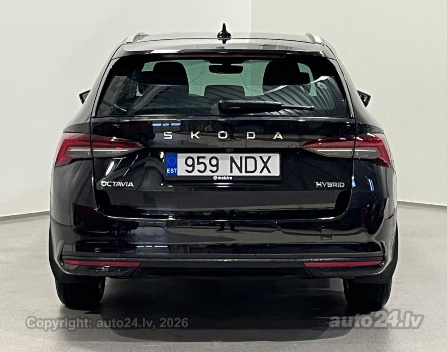 Black Skoda Octavia 2025 in Tallinn, with an engine capacity of 1.50 L and mileage of 29 thousand km for 27490 €, photo 16 on AUTOMOTO.COM.LV