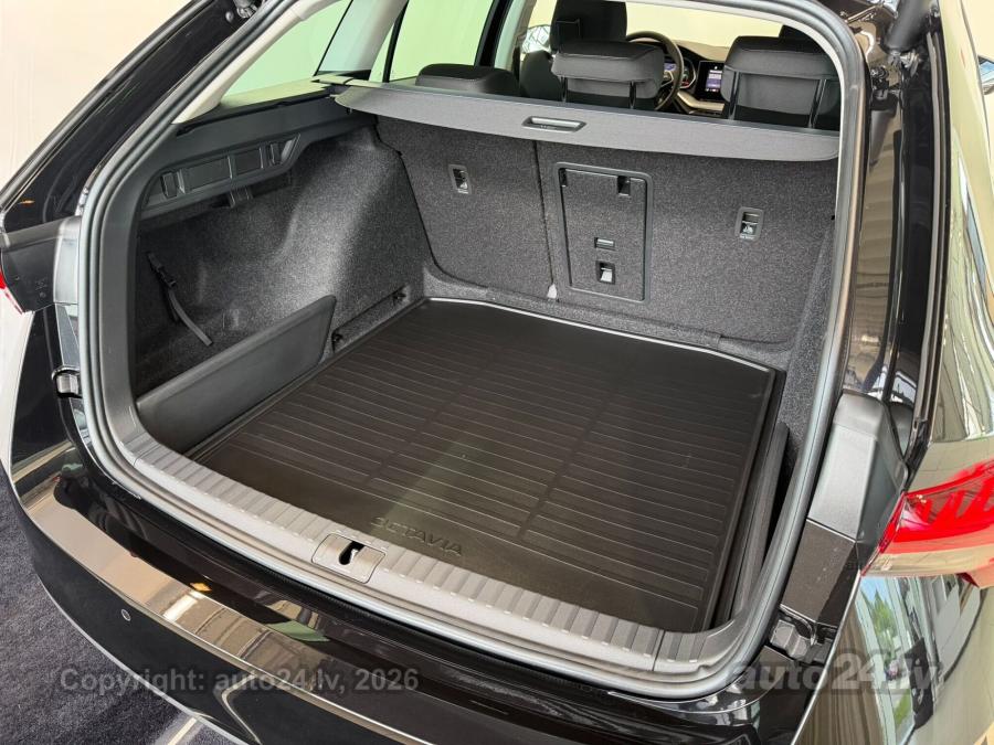 Melns Skoda Octavia 2026 Pērnava, ar dzinēja tilpumu 2.00 L un nobraukumu 5 tūkst. km par 32636 €, foto 10 vietnē AUTOMOTO.COM.LV