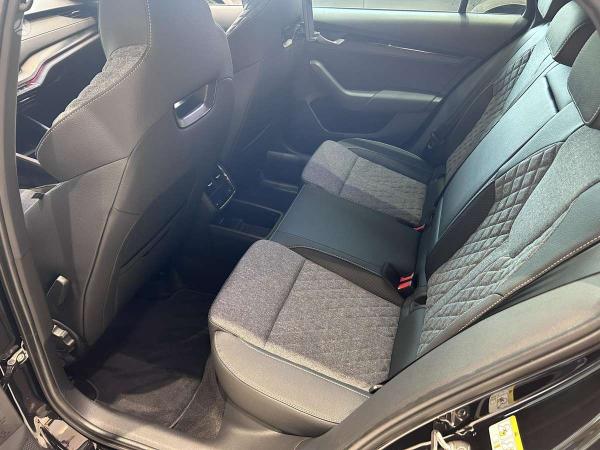 Melns Skoda Octavia 2026 Viļņa, ar dzinēja tilpumu 1.97 L un nobraukumu 0 tūkst. km par 36890 €, foto 8 vietnē AUTOMOTO.COM.LV