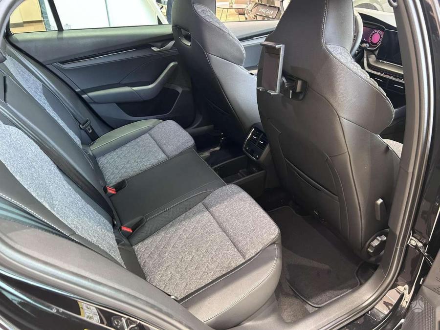 Melns Skoda Octavia 2026 Viļņa, ar dzinēja tilpumu 1.97 L un nobraukumu 0 tūkst. km par 36890 €, foto 10 vietnē AUTOMOTO.COM.LV