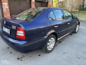 Blue Skoda Octavia 2003 in Vilnius, with an engine capacity of 1.90 L and mileage of 184 thousand km for 1000 €, photo 7 on AUTOMOTO.COM.LV