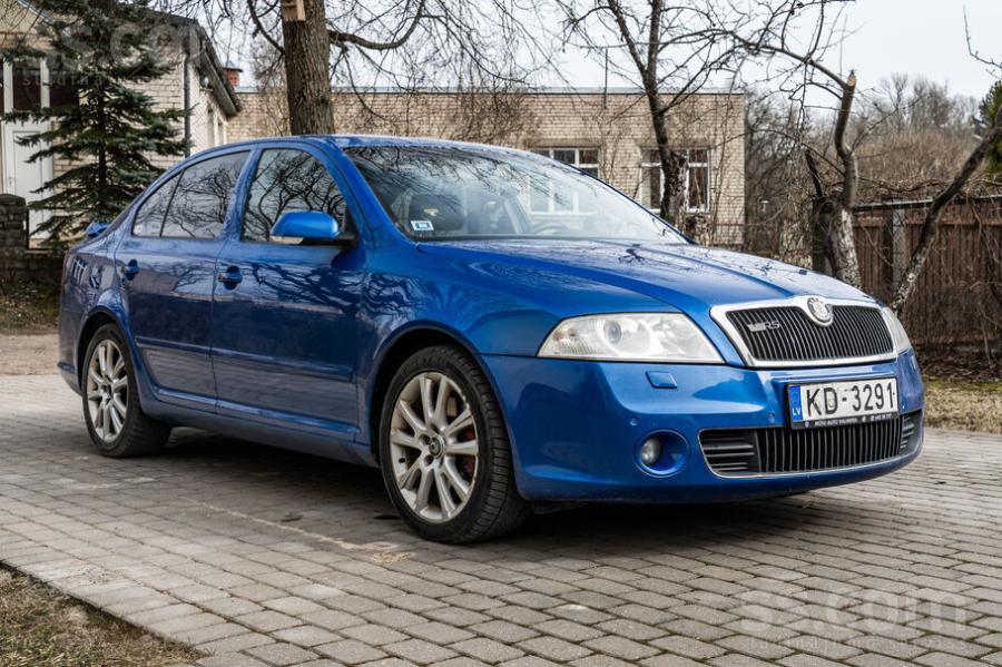 Blue Skoda Octavia 2006 in Valmiera, with an engine capacity of 2.00 L and mileage of 327 thousand km for 2390 €, photo 1 on AUTOMOTO.COM.LV