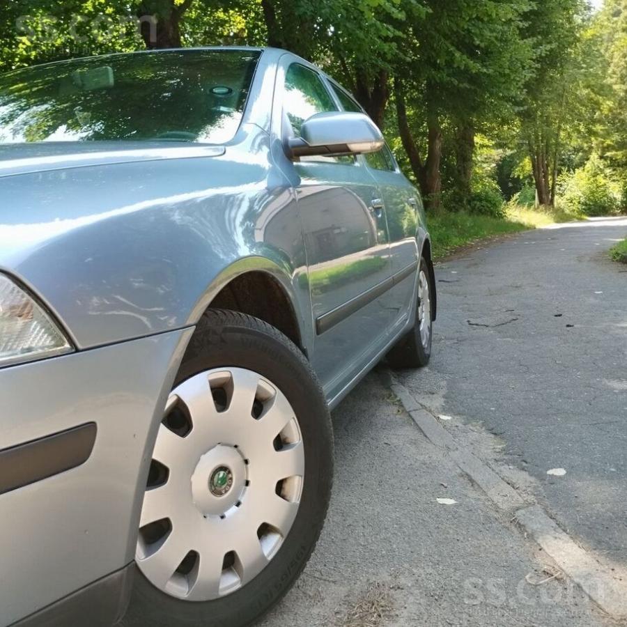 Zils Skoda Octavia 2006 Rīga, ar dzinēja tilpumu 2.00 L un nobraukumu 179 tūkst. km par 2200 €, foto 6 vietnē AUTOMOTO.COM.LV