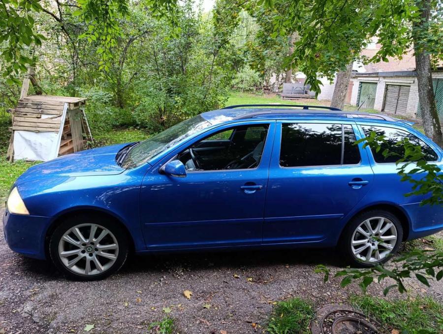 Blue Skoda Octavia 2006 in Vilnius, with an engine capacity of 2.00 L and mileage of 244 thousand km for 3000 €, photo 7 on AUTOMOTO.COM.LV