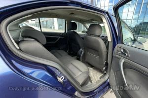 Blue Skoda Octavia 2007 in Tallinn, with an engine capacity of 1.60 L and mileage of 263 thousand km for 1999 €, photo 9 on AUTOMOTO.COM.LV