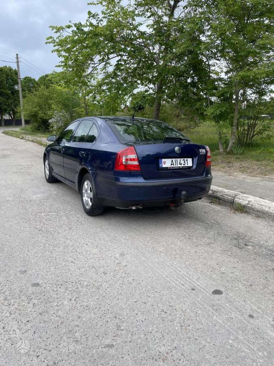Blue Skoda Octavia 2007 in Klaipeda, with an engine capacity of 1.90 L and mileage of 350 thousand km for 1800 €, photo 8 on AUTOMOTO.COM.LV
