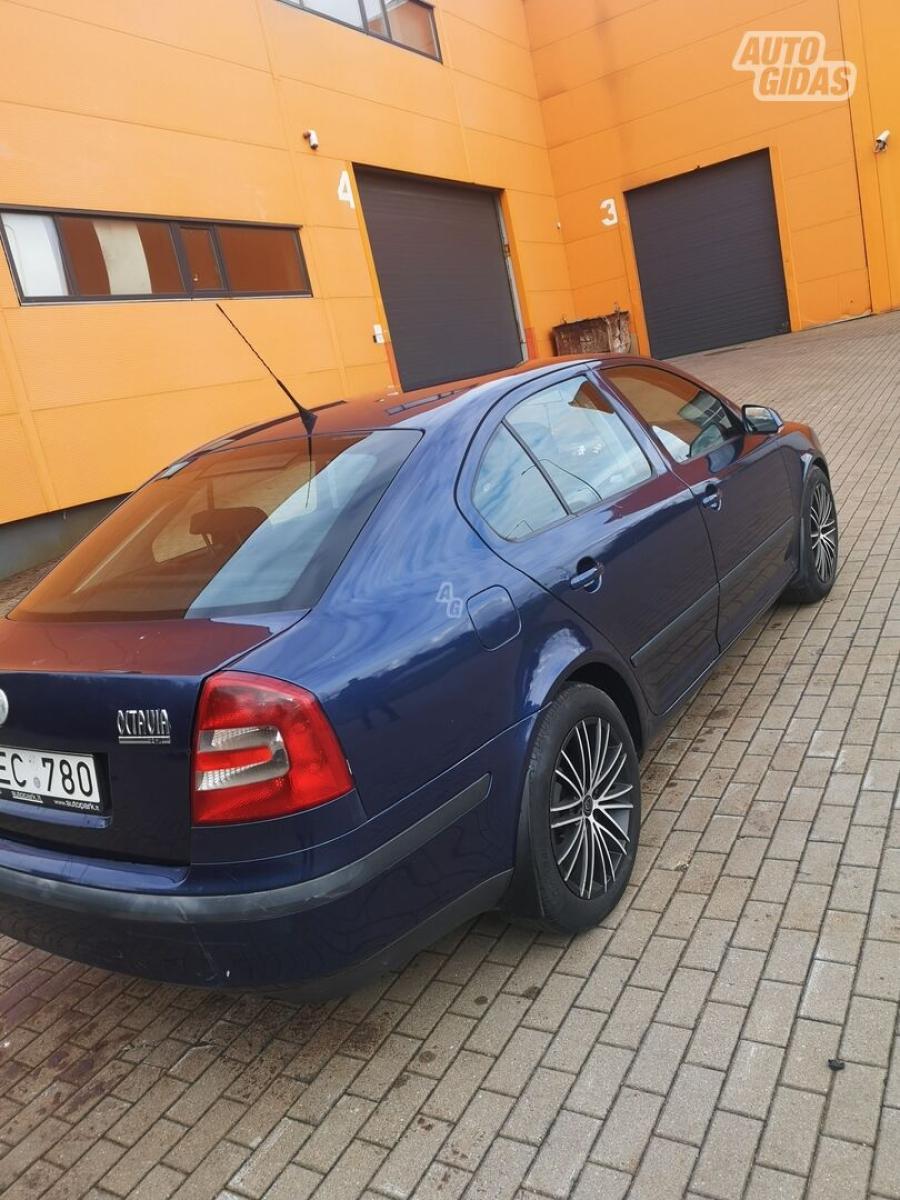 Blue Skoda Octavia 2008 in Vilnius, with an engine capacity of 1.90 L and mileage of 414 thousand km for 1449 €, photo 4 on AUTOMOTO.COM.LV