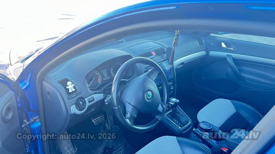Синий Шкода Октавия 2009 в Таллин, объемом двигателя 2.00 л и пробегом 305 тыс. км за 3800 €, фото 16 на AUTOMOTO.COM.LV