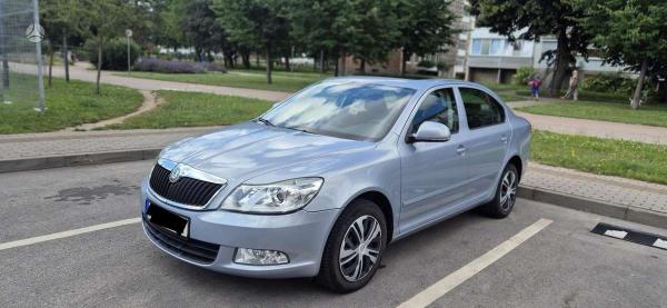 Zils Skoda Octavia 2009 Klaipėda, ar dzinēja tilpumu 1.80 L un nobraukumu 159 tūkst. km par 4490 €, foto 1 vietnē AUTOMOTO.COM.LV