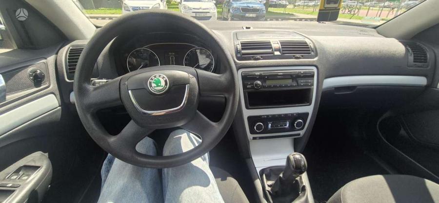 Zils Skoda Octavia 2009 Klaipėda, ar dzinēja tilpumu 1.80 L un nobraukumu 159 tūkst. km par 4490 €, foto 7 vietnē AUTOMOTO.COM.LV