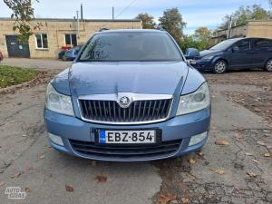 Blue Skoda Octavia 2009 in Telschi, with an engine capacity of 2.00 L and mileage of 300 thousand km for 1450 €, photo 3 on AUTOMOTO.COM.LV