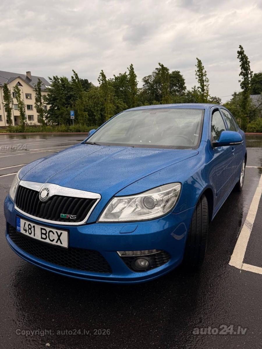 Zils Skoda Octavia 2010 Tallina, ar dzinēja tilpumu 2.00 L un nobraukumu 237 tūkst. km par 5500 €, foto 7 vietnē AUTOMOTO.COM.LV