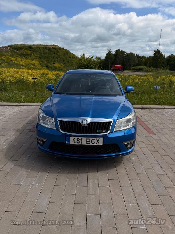 Blue Skoda Octavia 2010 in Tallinn, with an engine capacity of 2.00 L and mileage of 237 thousand km for 5500 €, photo 8 on AUTOMOTO.COM.LV