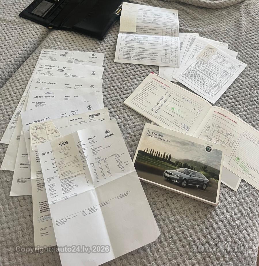Zils Skoda Octavia 2010 Tallina, ar dzinēja tilpumu 2.00 L un nobraukumu 237 tūkst. km par 5500 €, foto 17 vietnē AUTOMOTO.COM.LV