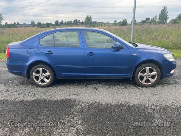 Blue Skoda Octavia 2011 in Tallinn, with an engine capacity of 1.20 L and mileage of 123 thousand km for 3400 €, photo 2 on AUTOMOTO.COM.LV