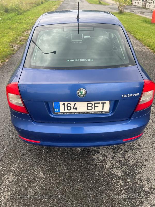Blue Skoda Octavia 2011 in Tallinn, with an engine capacity of 1.20 L and mileage of 123 thousand km for 3400 €, photo 4 on AUTOMOTO.COM.LV