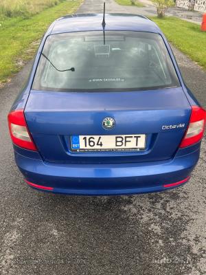 Zils Skoda Octavia 2011 Tallina, ar dzinēja tilpumu 1.20 L un nobraukumu 123 tūkst. km par 3400 €, foto 5 vietnē AUTOMOTO.COM.LV