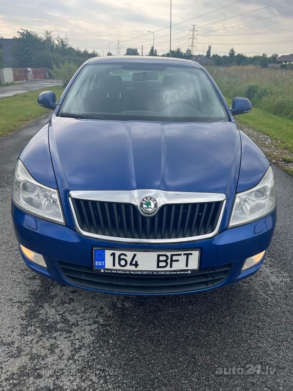 Blue Skoda Octavia 2011 in Tallinn, with an engine capacity of 1.20 L and mileage of 123 thousand km for 3400 €, photo 7 on AUTOMOTO.COM.LV