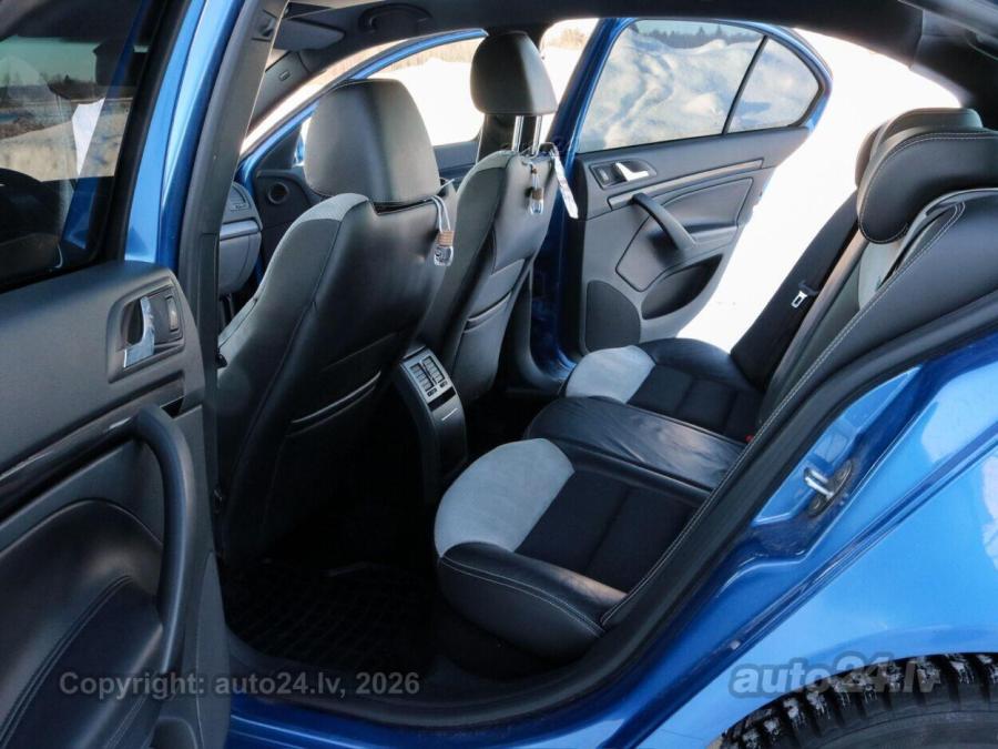 Blue Skoda Octavia 2012 in Tallinn, with an engine capacity of 2.00 L and mileage of 350 thousand km for 4500 €, photo 11 on AUTOMOTO.COM.LV