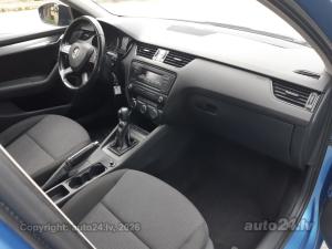 Blue Skoda Octavia 2013 in Viljandi, with an engine capacity of 1.20 L and mileage of 270 thousand km for 3990 €, photo 10 on AUTOMOTO.COM.LV