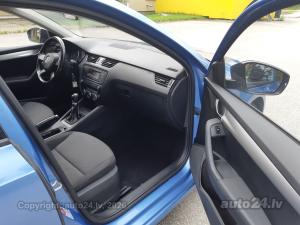 Blue Skoda Octavia 2013 in Viljandi, with an engine capacity of 1.20 L and mileage of 270 thousand km for 3990 €, photo 13 on AUTOMOTO.COM.LV