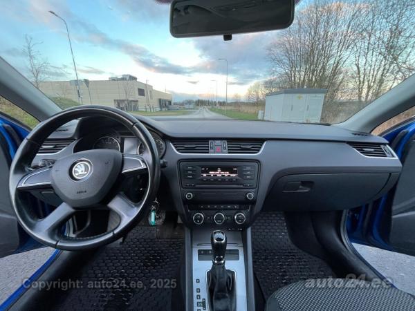 Zils Skoda Octavia 2014 Tallina, ar dzinēja tilpumu 1.40 L un nobraukumu 235 tūkst. km par 6500 €, foto 11 vietnē AUTOMOTO.COM.LV