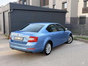 Zils Skoda Octavia 2014 Viļņa, ar dzinēja tilpumu 1.60 L un nobraukumu 192 tūkst. km par 6000 €, foto 7 vietnē AUTOMOTO.COM.LV