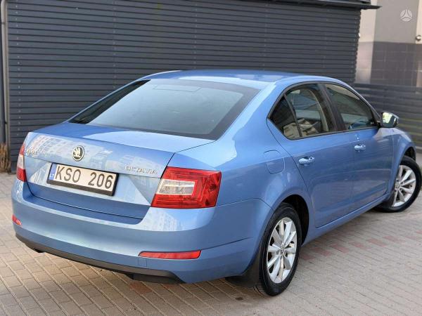 Blue Skoda Octavia 2014 in Vilnius, with an engine capacity of 1.60 L and mileage of 192 thousand km for 6000 €, photo 8 on AUTOMOTO.COM.LV