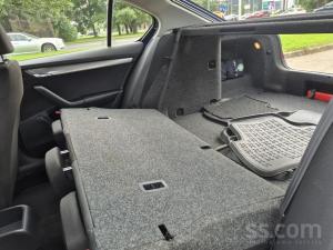 Blue Skoda Octavia 2014 in Riga, with an engine capacity of 1.20 L and mileage of 170 thousand km for 4300 €, photo 17 on AUTOMOTO.COM.LV