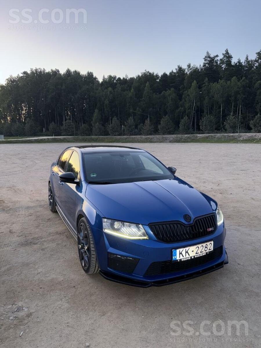 Blue Skoda Octavia 2014 in Riga, with an engine capacity of 2.00 L and mileage of 213 thousand km for 13700 €, photo 10 on AUTOMOTO.COM.LV