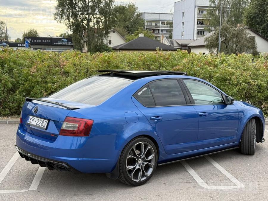 Blue Skoda Octavia 2014 in Riga, with an engine capacity of 2.00 L and mileage of 213 thousand km for 13500 €, photo 5 on AUTOMOTO.COM.LV