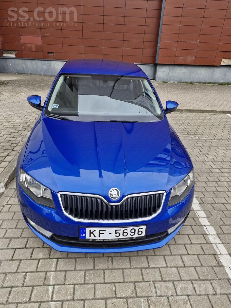 Blue Skoda Octavia 2015 in Riga, with an engine capacity of 1.60 L and mileage of 182 thousand km for 6200 €, photo 4 on AUTOMOTO.COM.LV