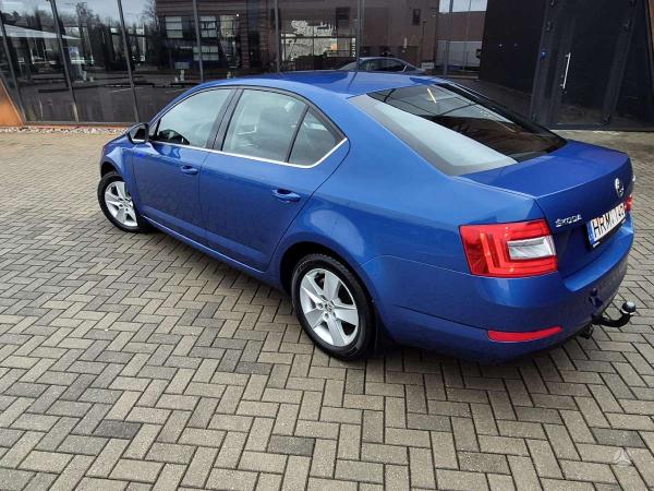 Blue Skoda Octavia 2015 in Kaunas, with an engine capacity of 1.97 L and mileage of 178 thousand km for 6950 €, photo 3 on AUTOMOTO.COM.LV