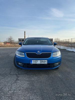 Blue Skoda Octavia 2015 in Narva, with an engine capacity of 1.40 L and mileage of 213 thousand km for 6800 €, photo 3 on AUTOMOTO.COM.LV