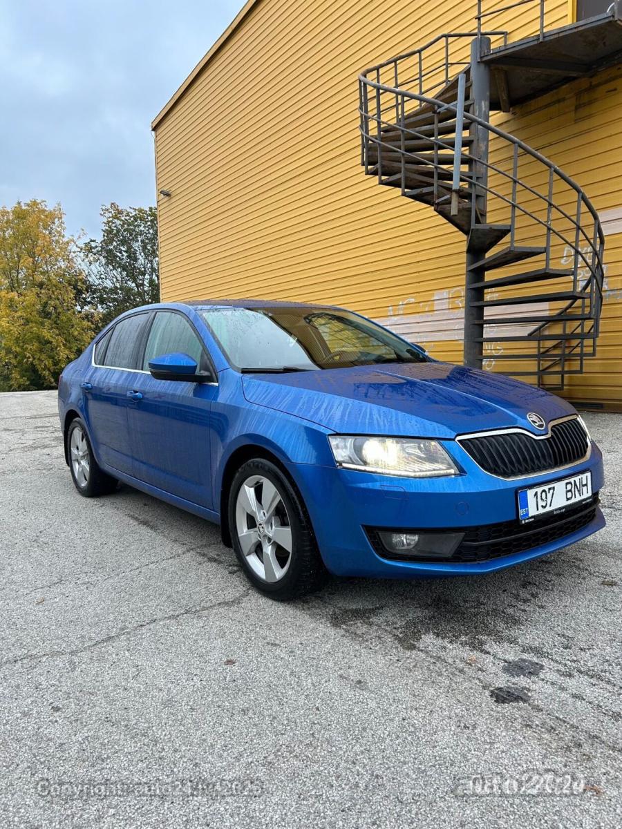 Blue Skoda Octavia 2015 in Narva, with an engine capacity of 1.40 L and mileage of 213 thousand km for 6800 €, photo 8 on AUTOMOTO.COM.LV