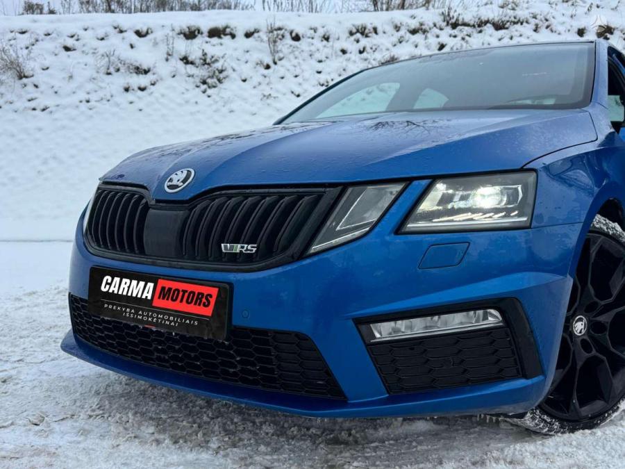 Blue Skoda Octavia 2017 in Vilnius, with an engine capacity of 1.97 L and mileage of 271 thousand km for 11990 €, photo 5 on AUTOMOTO.COM.LV