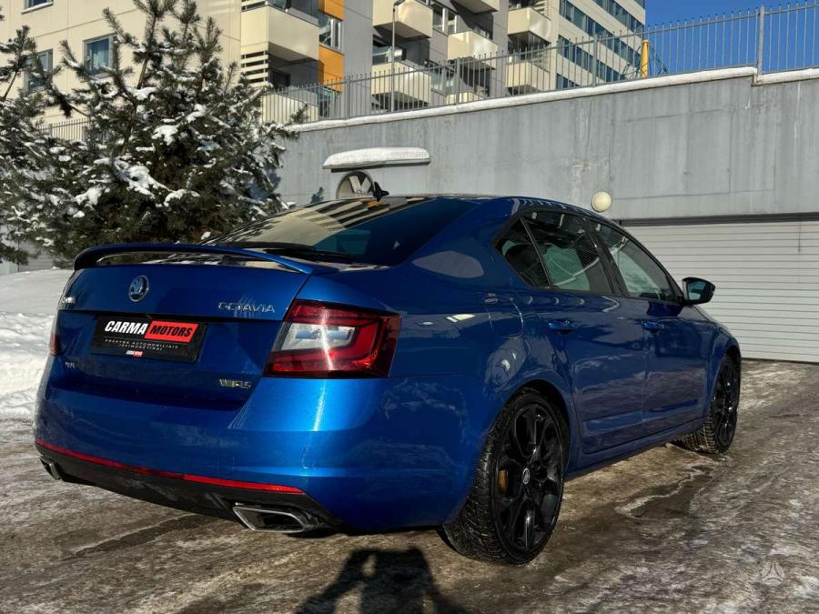 Blue Skoda Octavia 2017 in Vilnius, with an engine capacity of 1.97 L and mileage of 272 thousand km for 11690 €, photo 7 on AUTOMOTO.COM.LV