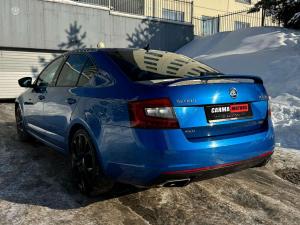 Blue Skoda Octavia 2017 in Vilnius, with an engine capacity of 1.97 L and mileage of 272 thousand km for 11690 €, photo 8 on AUTOMOTO.COM.LV