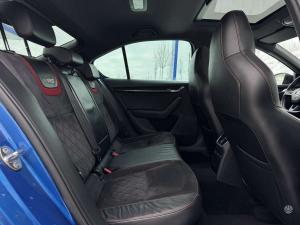 Blue Skoda Octavia 2017 in Vilnius, with an engine capacity of 1.97 L and mileage of 272 thousand km for 11690 €, photo 17 on AUTOMOTO.COM.LV