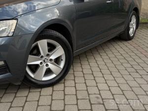 Zils Skoda Octavia 2017 Rīga, ar dzinēja tilpumu 1.60 L un nobraukumu 230 tūkst. km par 7900 €, foto 13 vietnē AUTOMOTO.COM.LV